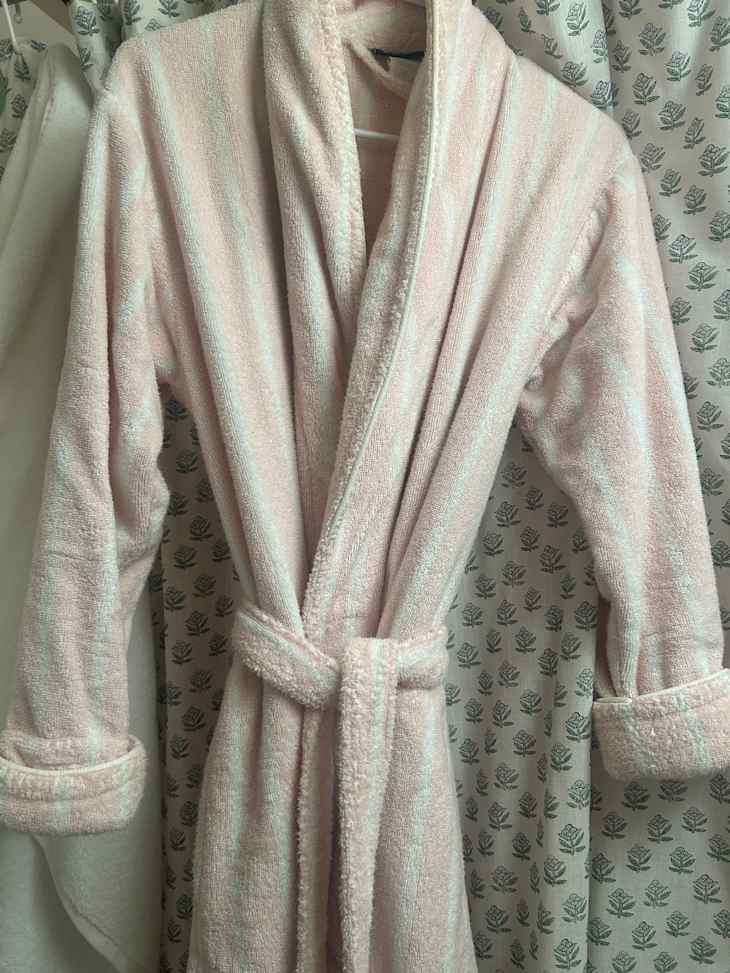 Brooklinen's Super Plush Robe Is My Favorite (and My Mom’s ...