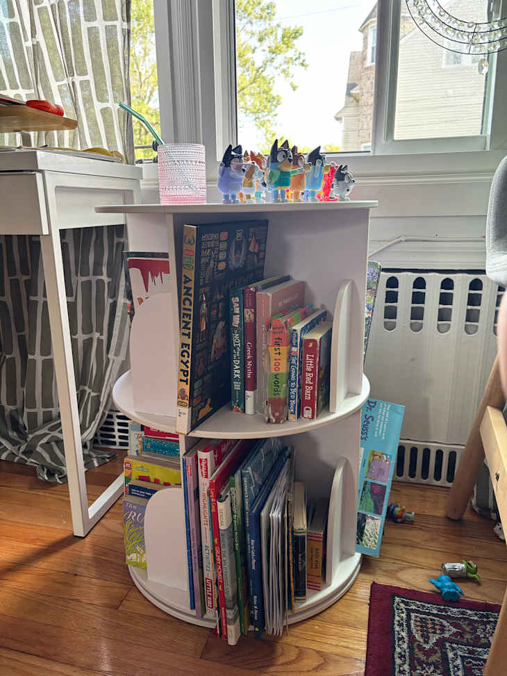 The SpaceAid 2-Tier Rotating Bookshelf Is on Sale | Apartment Therapy
