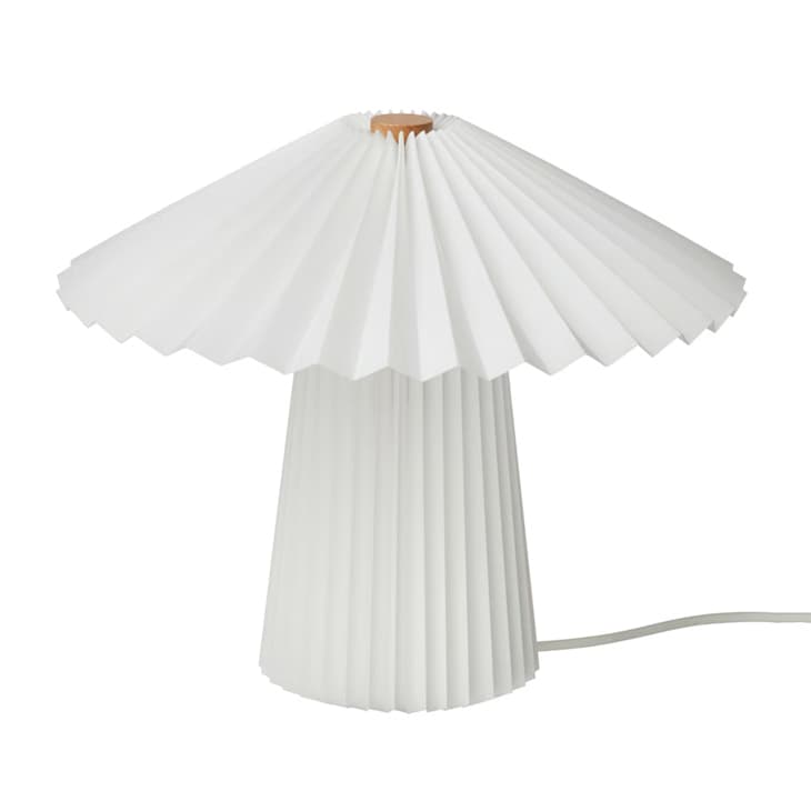 The IKEA KUDDLAVA Table Lamp Looks Like Gorgeous Origami | Apartment ...