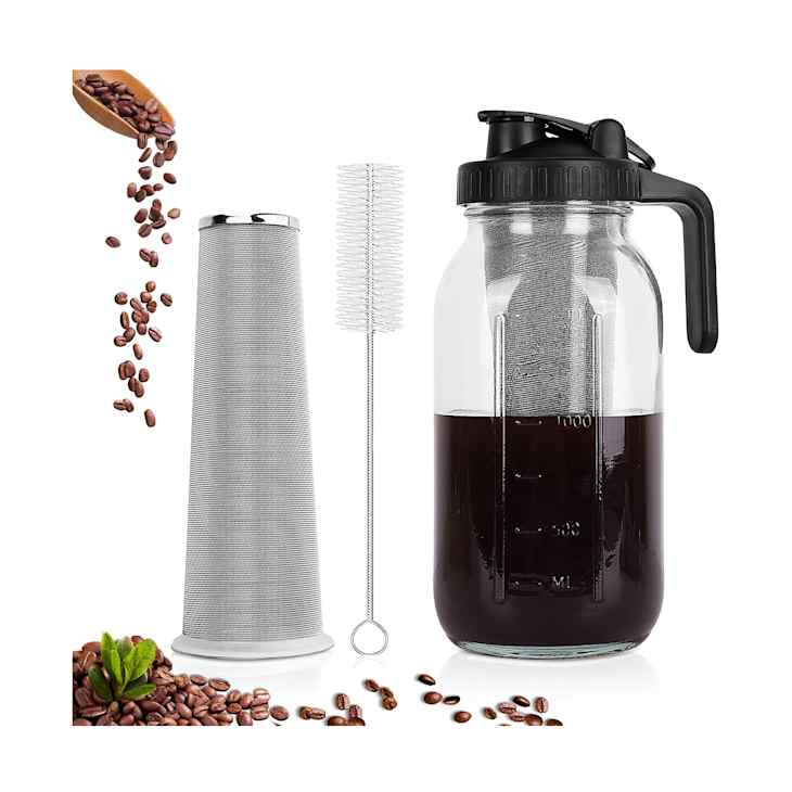 The $17 Mason Jar Pitcher Amazon Shoppers Can't Stop Buying | The Kitchn