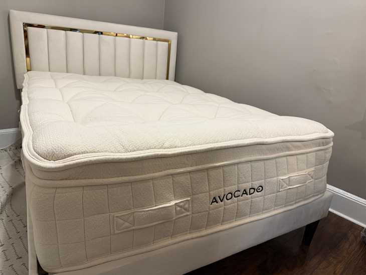 Avocado Luxury Organic Mattress: My Review After 60 Nights | Apartment ...