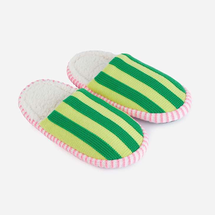 I Tested Verloop’s Cozy Super Stripe Slippers | Apartment Therapy