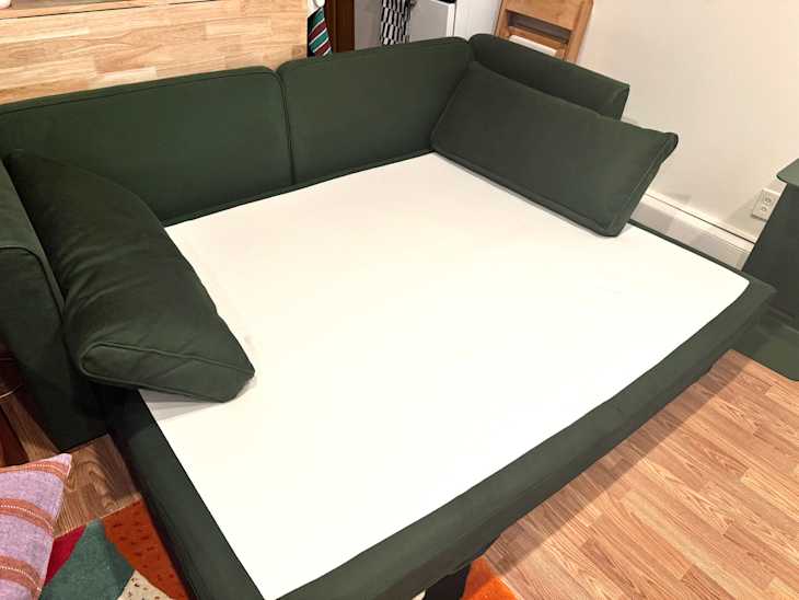 I Tried Sabai’s New 90” Eclipse Sleeper Sofa (Review) | Apartment Therapy
