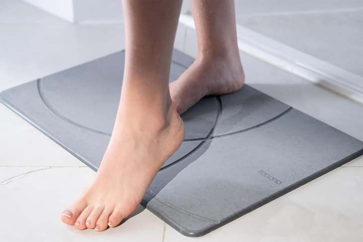 The TOSORO Stone Bath Mat Elevates Every Shower | Apartment Therapy