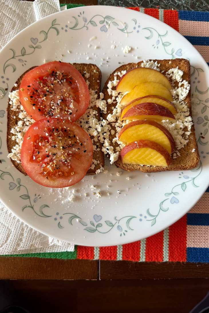 I Just Learned How to Properly Slice Tomatoes | The Kitchn