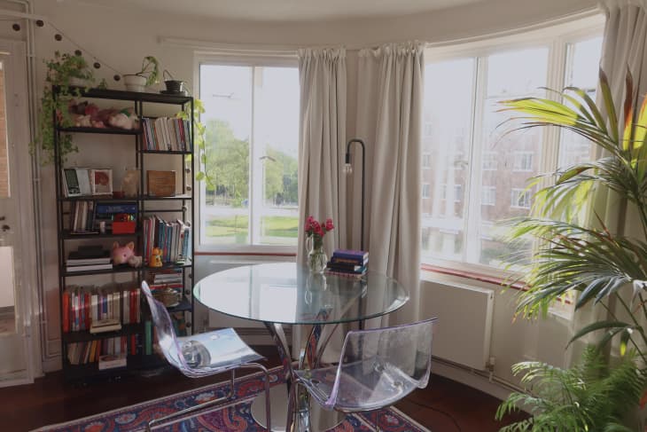 See Mai's 360-Square-Foot Studio in United Kingdom from the Small/Cool ...