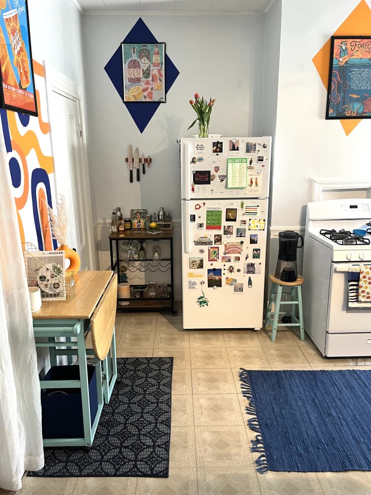 See Hannah's 575-Square-Foot Apartment in Massachusetts from the Small ...