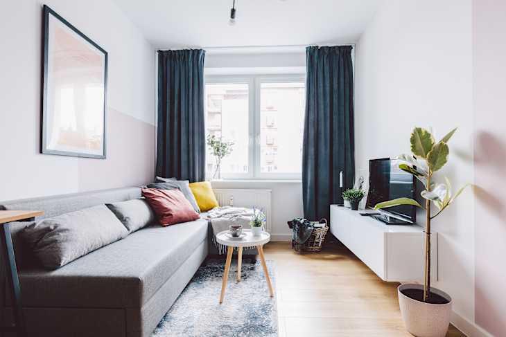 Ideas To Fix 5 Awkward Living Room Layouts | Apartment Therapy