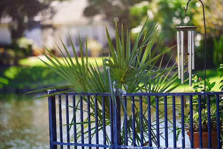 7 Outdoor Items to Always Get at Thrift Stores | Apartment Therapy