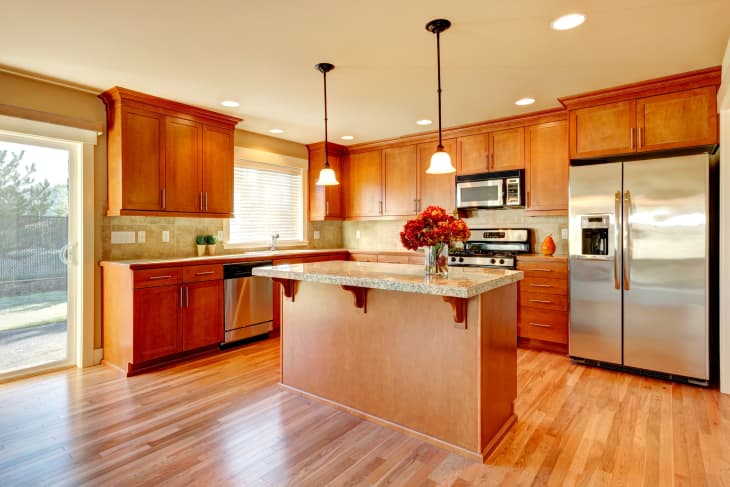 5 Kitchen Layout Mistakes & How to Fix Them, According to Designers ...