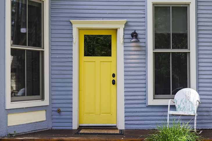 7 Worst Paint Colors for Your Front Door, According to Designers ...