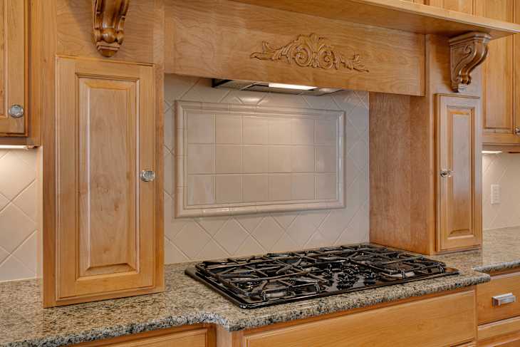 Designers Say These 4 Countertop Trends Are Out for 2026 | Apartment ...