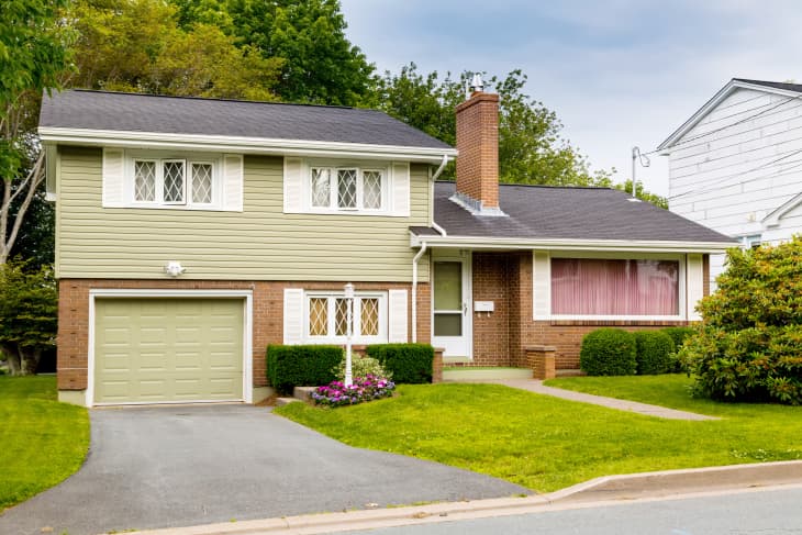 5 Pieces of Retro Real Estate Advice That Don’t Hold Water Anymore ...