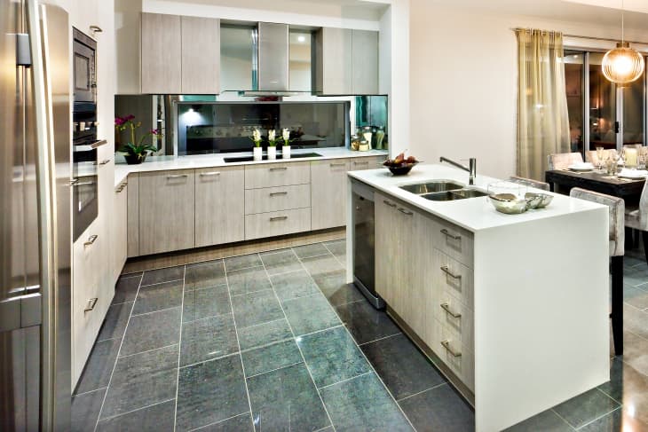 6 Kitchen Tile Mistakes to Never Make, According to Designers ...