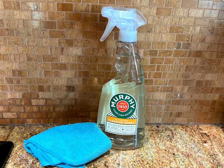 My Favorite Method for Cleaning My Greasy Cabinets Is Pure Magic | The ...