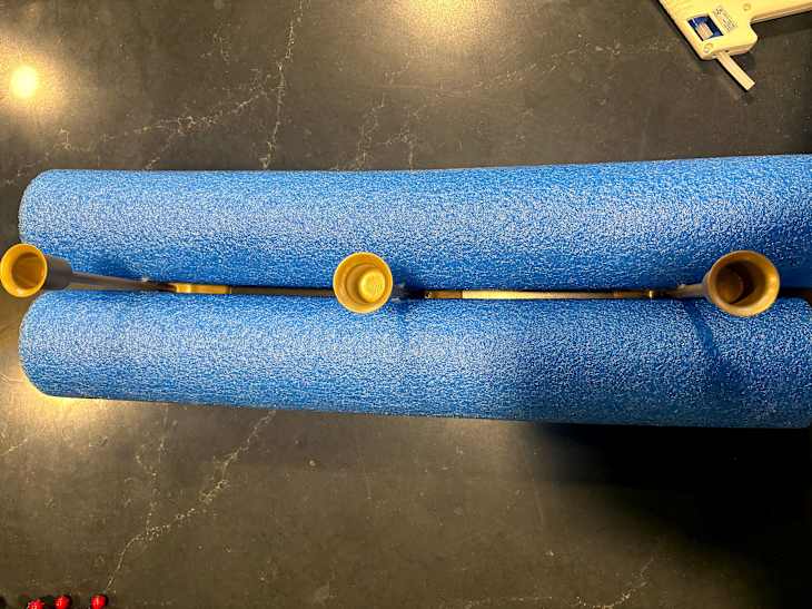 How to Make a DIY Holiday Centerpiece with a Pool Noodle | The Kitchn