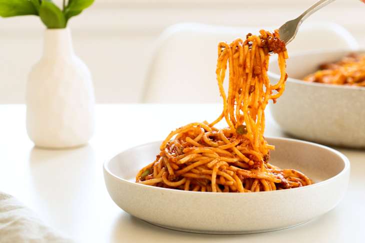 I Tried Rachael Ray’s 5-Star “Cowboy Spaghetti” | The Kitchn