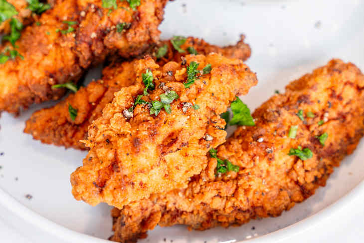 I Tried John Legend’s Famous Chicken Tenders | Cubby