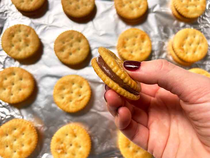 I Tried the Viral 3-Ingredient Billion Dollar Ritz Crackers | The Kitchn