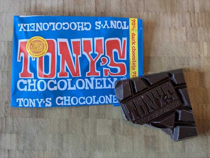 The Giant, Expensive-Tasting $5 Chocolate Bar That’s Perfect for Baking ...
