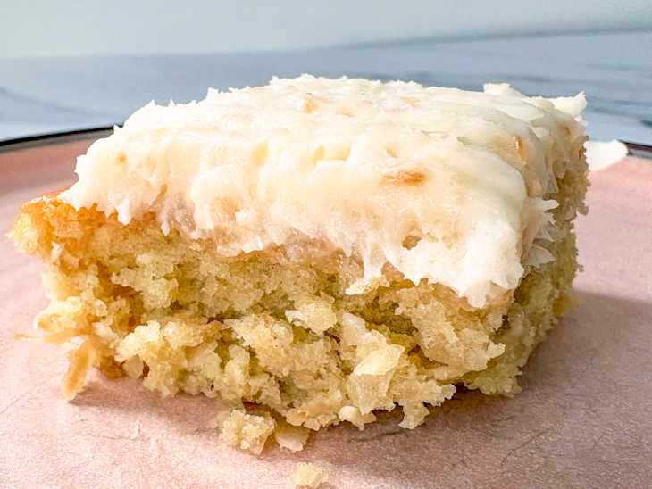 Trader Joe’s New Mini Sheet Cake: Is It Really a “100,000/10”? | The Kitchn