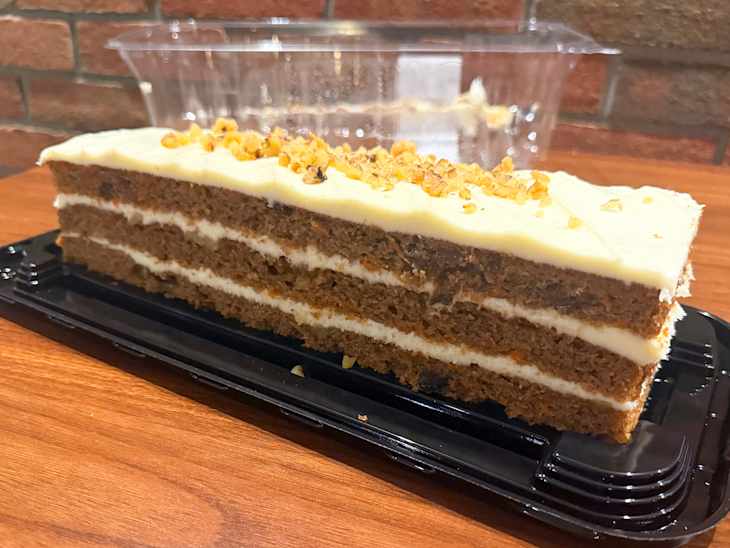 We Tried the New Costco Bar Cake Everyone’s Talking About | The Kitchn