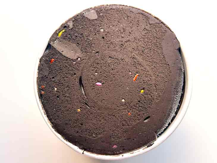 I Tried Jeni's 3 New Summer Ice Cream Flavors (and Love Them) | The Kitchn