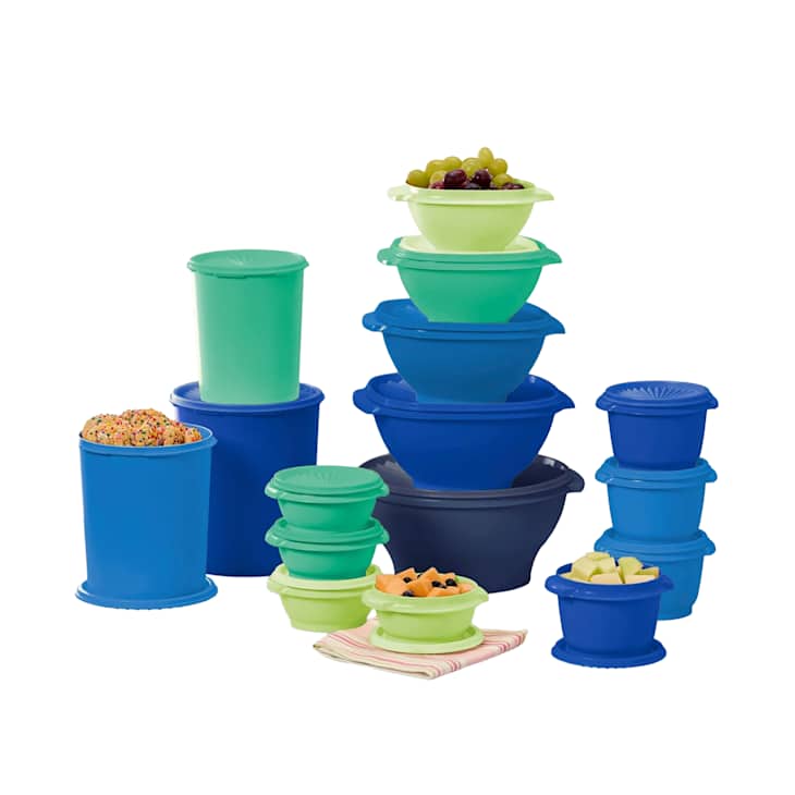 Costco's "Nostalgia-Inducing" Tupperware Sets Are Just $55 Right Now ...