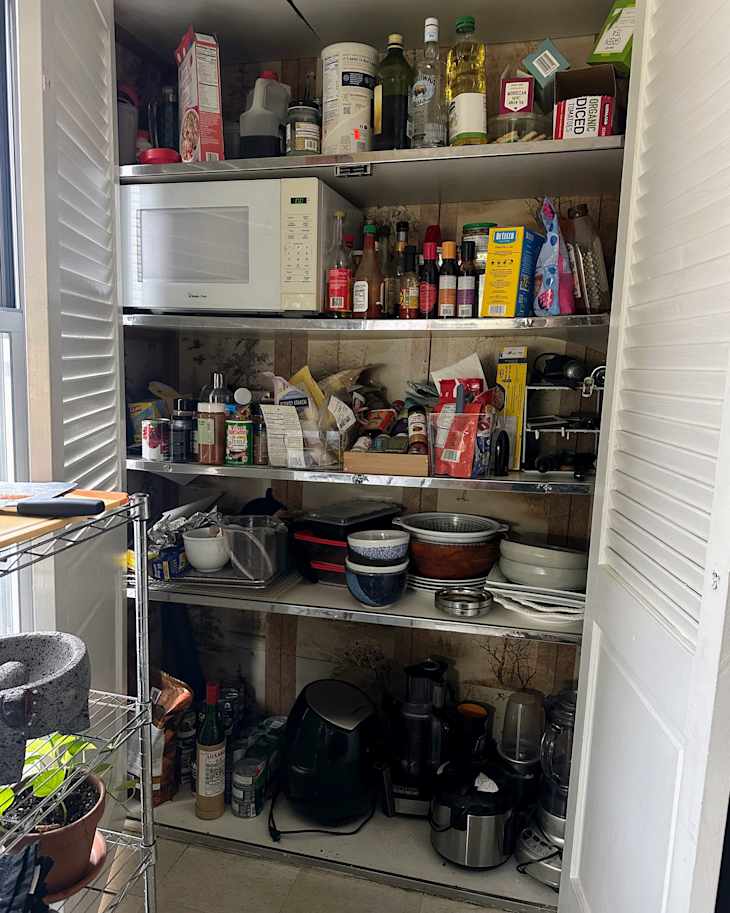 “It Was a Wreck”: I Tried the Move-Out Method on My Messy Pantry | The ...