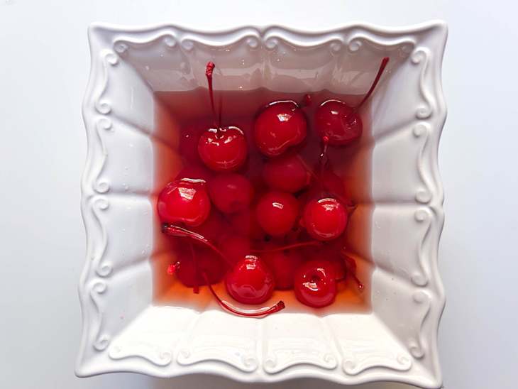 These Boozy Chocolate Cherries Are the Best New Year's Eve Party Trick ...