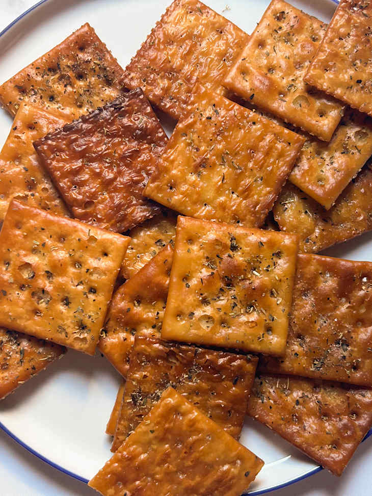 1-Minute Fried Saltines Are So Easy and Delicious | The Kitchn