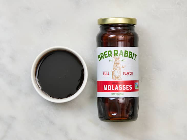 What is Molasses? Plus How to Use Each Type | The Kitchn