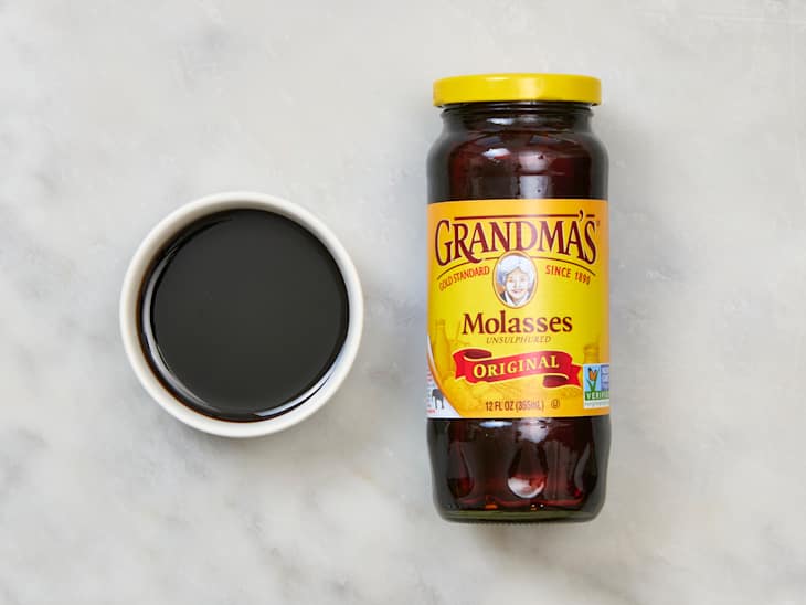 What is Molasses? Plus How to Use Each Type | The Kitchn