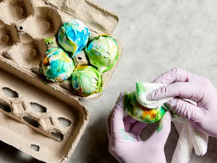 How to Make Marbleized Easter Eggs | The Kitchn