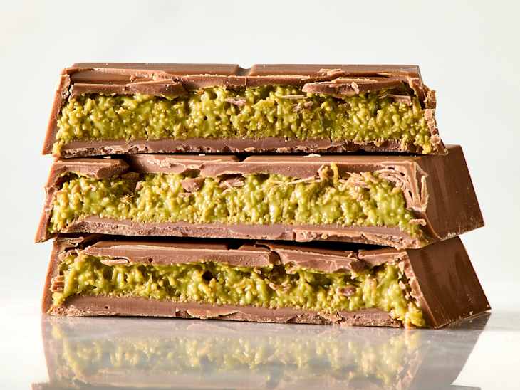 I Tried the $20 Dubai Chocolate Bar and It's Worth the Hype | The Kitchn