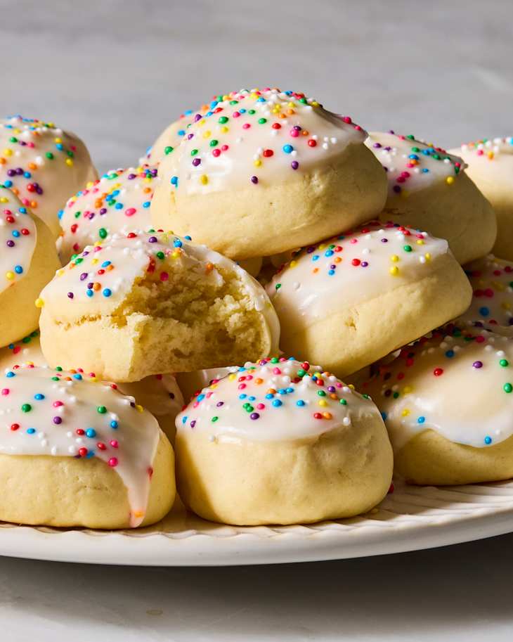 Anise Cookies Recipe (Italian Anisette) | The Kitchn