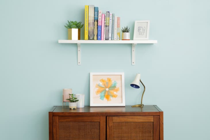 How to Style a Bookshelf with Plants | Apartment Therapy