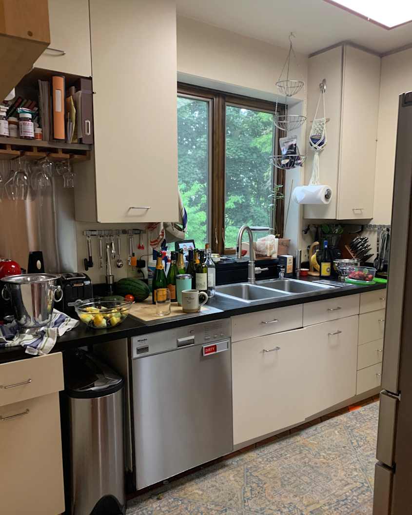 A Dead-End Galley Becomes a “Midi-Malist” Dream Kitchen | Apartment Therapy