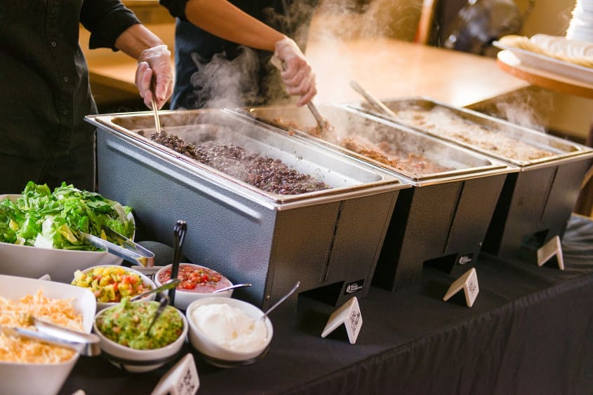 A Cozy, Comfort-Food Filled Milwaukee Coffee House Wedding | Apartment ...