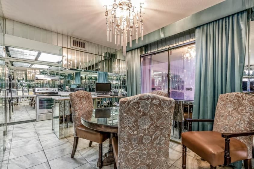 Let’s Reflect: Every Wall In This Arizona Condo Is Mirrored | Apartment ...