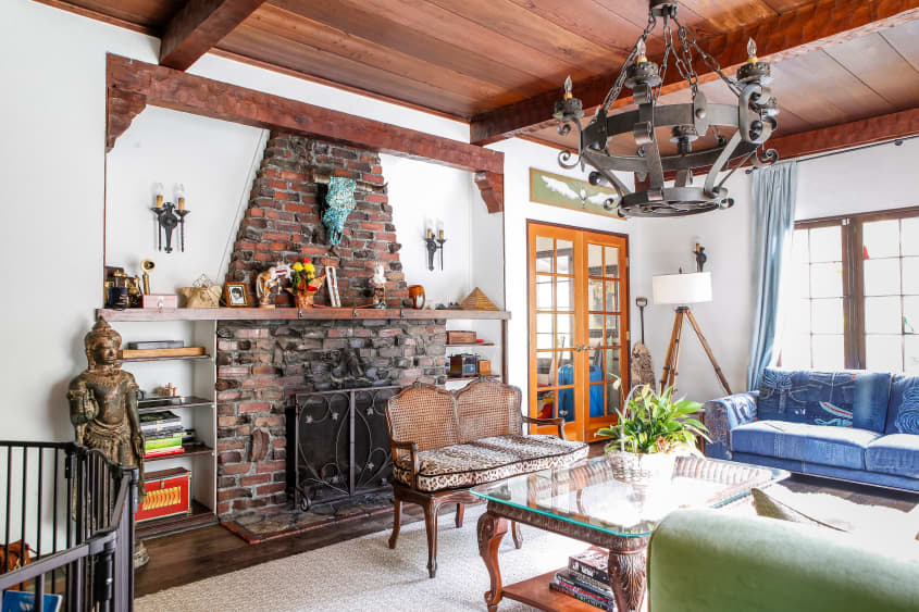 T.V. and Cato’s House Hustle: Crisis Averted | Apartment Therapy