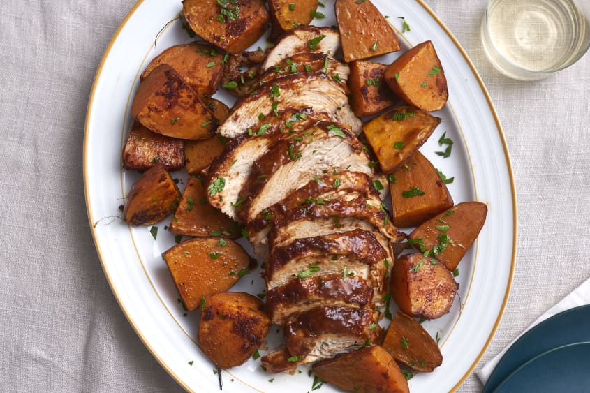 Everything You Need to Know About Friendsgiving | The Kitchn