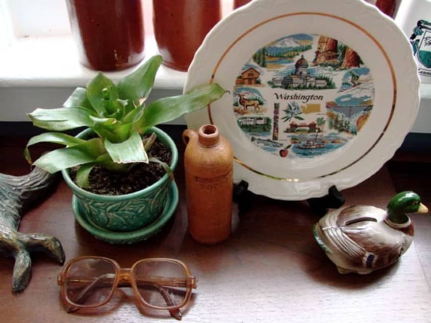 Michele & Ryan Tansey’s Antiquarian Hideaway | Apartment Therapy