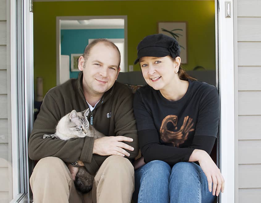 Clint & Lisa’s Bold Crayola-Inspired Abode | Apartment Therapy