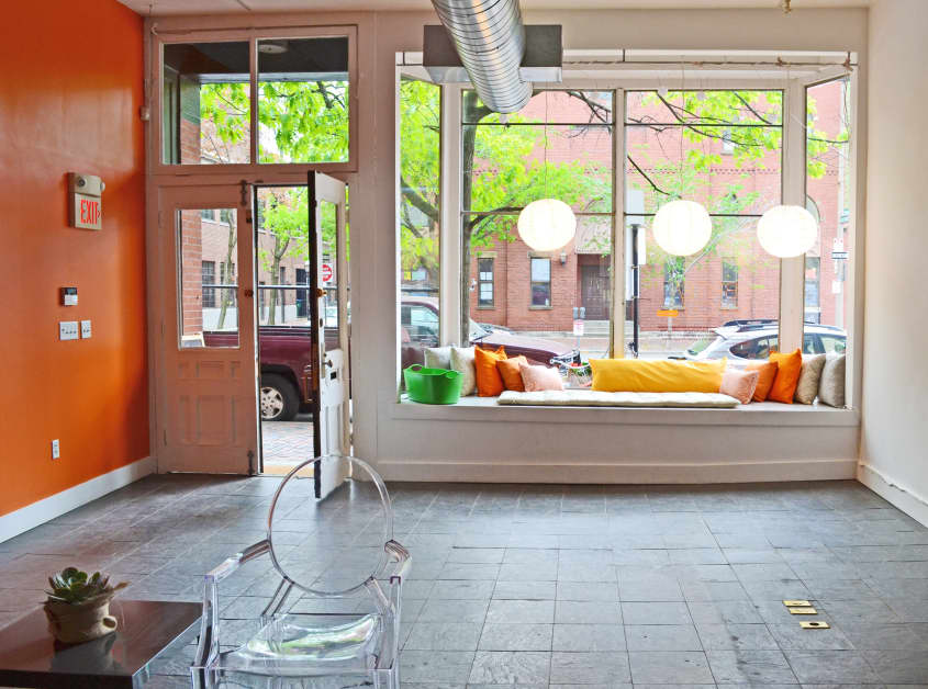 Before & After: Empty Storefront Gets a “Brite” Makeover | Apartment ...