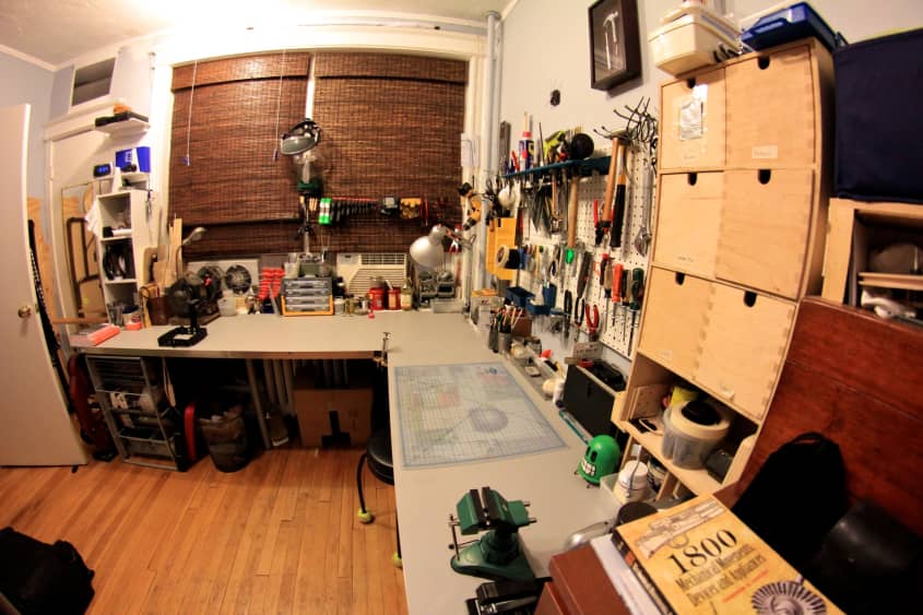 A Builder’s One Bedroom Workshop | Apartment Therapy