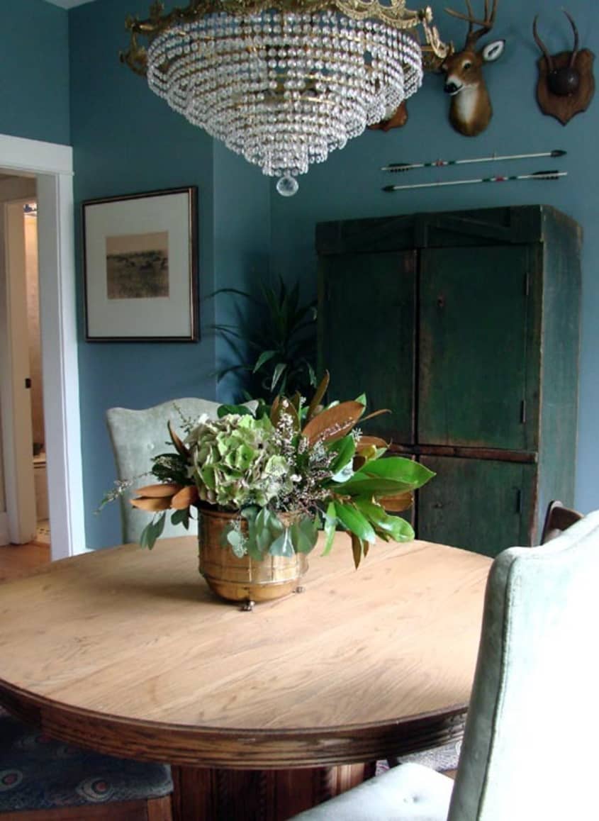 Michele & Ryan Tansey’s Antiquarian Hideaway | Apartment Therapy