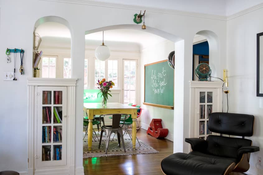 House Tour: A Hairstylist's Cool In-Home Salon | Apartment Therapy