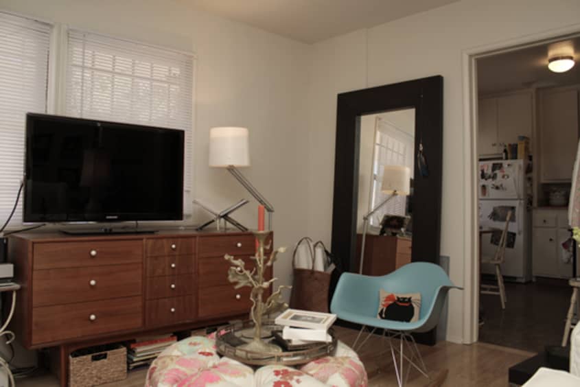 Savannah’s Sophisticated Studio Apartment | Apartment Therapy