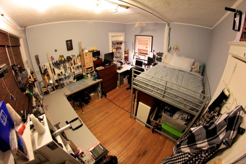 A Builder’s One Bedroom Workshop | Apartment Therapy
